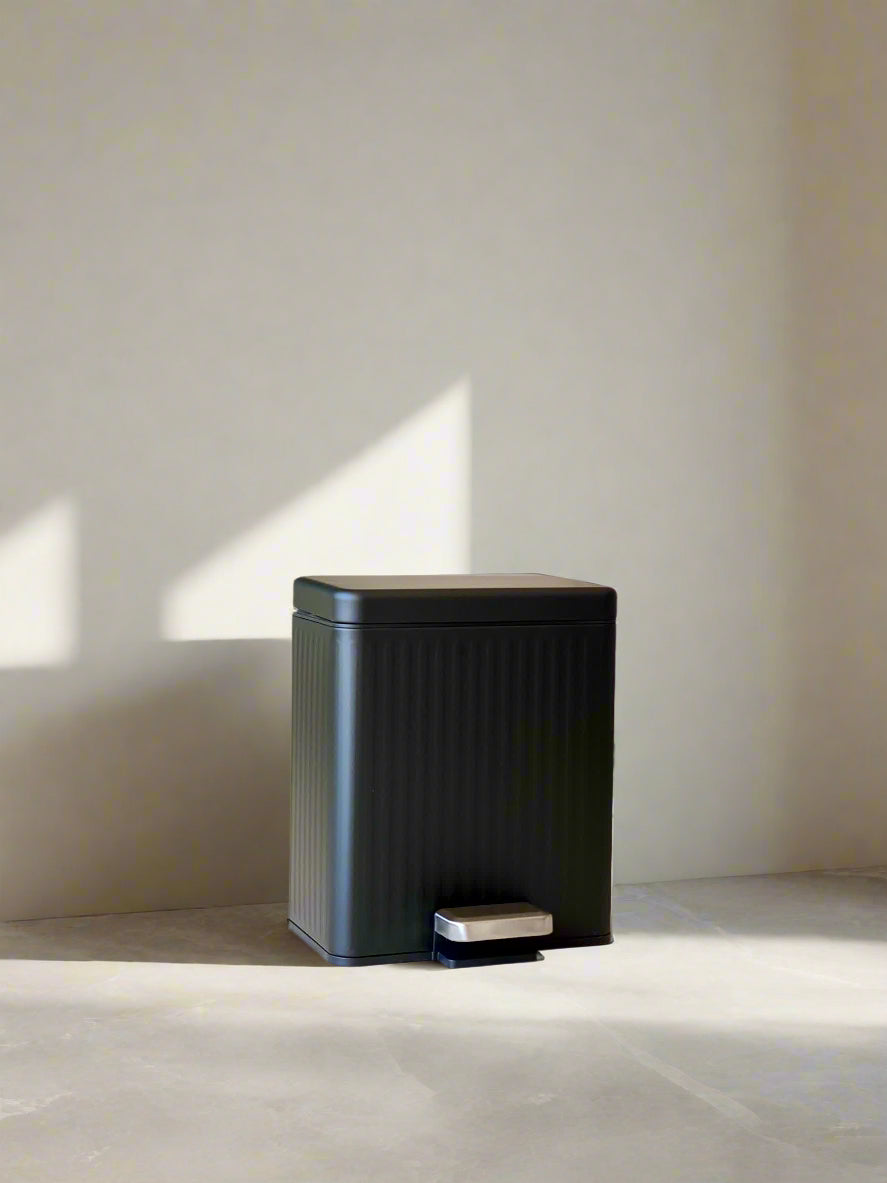 Dustbins – Mason Home