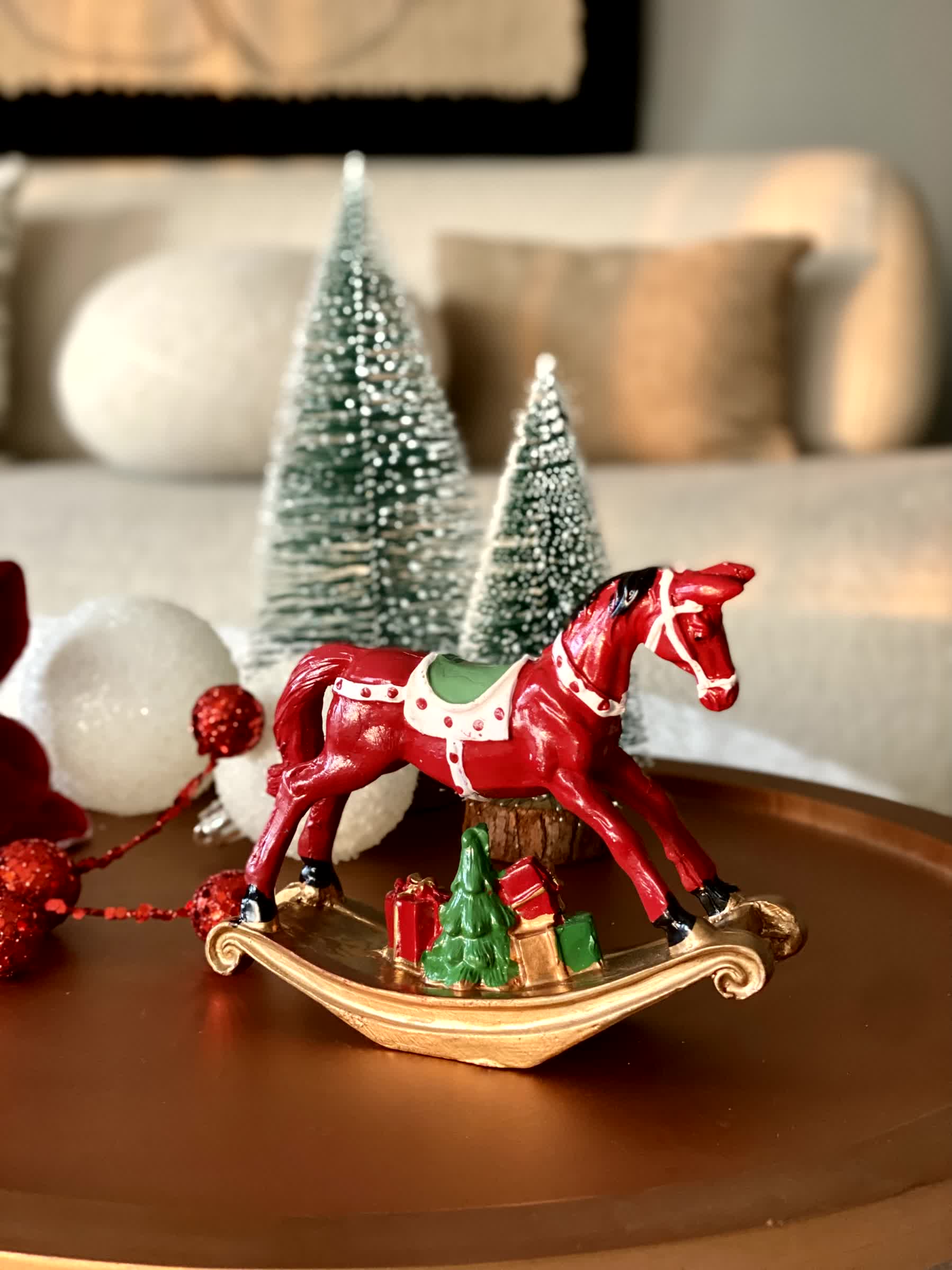 Christmas Scarlet Jingle Pony – Mason Home